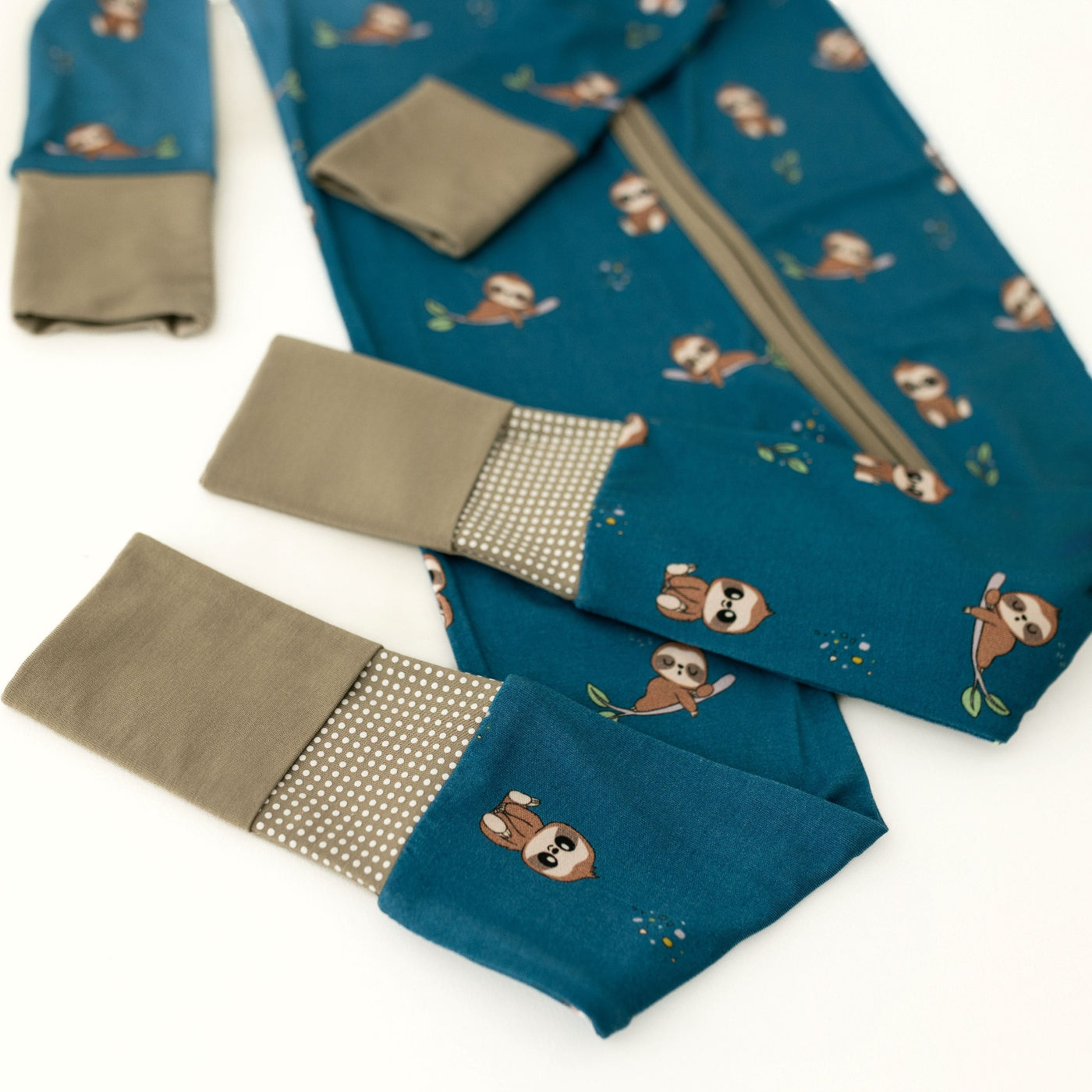 Sleepy Sloth Bamboo Sleeper | Softest Smart Luxury Bamboo